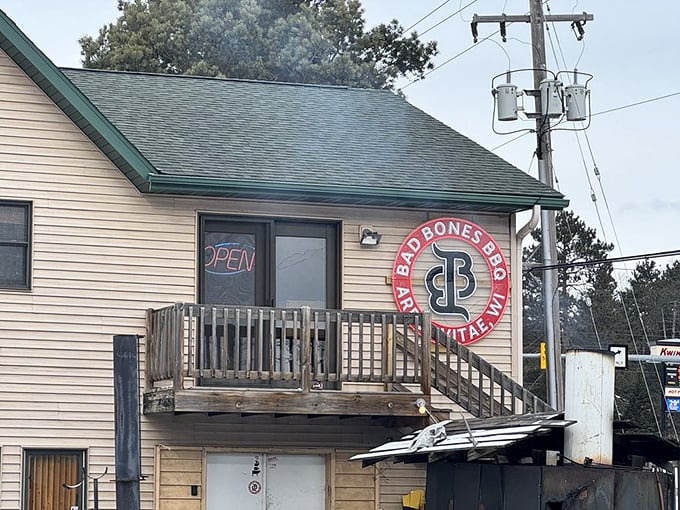 Don't let the humble exterior fool you &ndash; this Northwoods spot serves up BBQ that would make Southern pitmasters jealous.