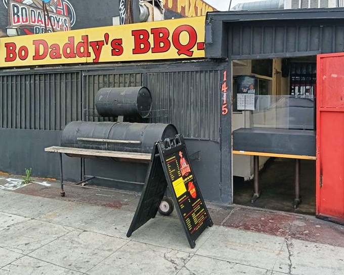 No frills, just thrills! Bo Daddy's understated exterior hides some of LA's most serious BBQ craftsmanship.