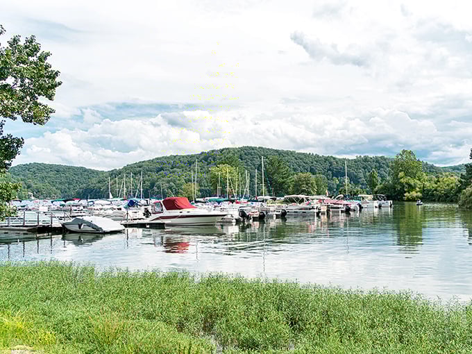 Pedal power! This trail beckons cyclists to discover cornfield corridors and whispered country secrets.