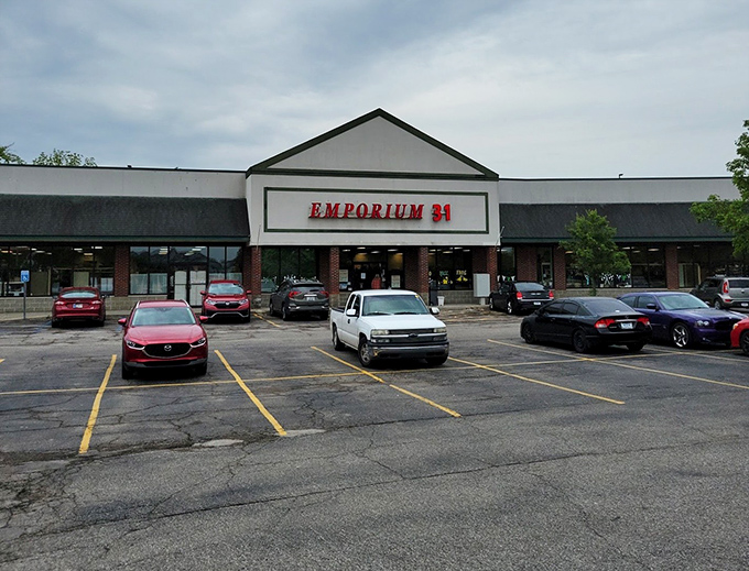 Emporium 31 stands ready for treasure hunters with its clean brick facade and spacious parking lot. Inside, countless booths await with their own unique personality and treasures.