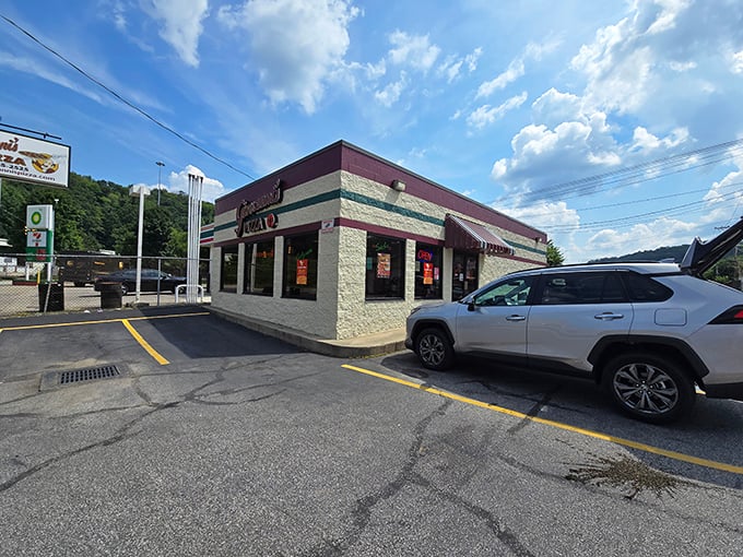 This unassuming building houses pizza dreams that have satisfied Charleston's cravings for years &ndash; sometimes simplicity wins.
