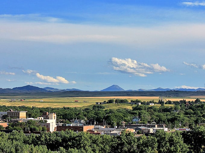 Havre&rsquo;s scenic overlook reveals a charming town framed by the quiet strength of Montana&rsquo;s mountains.