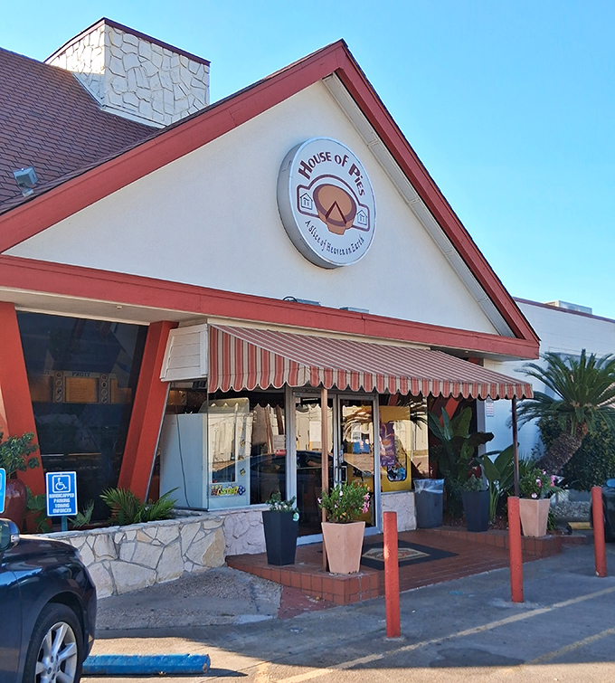 House of Pies' distinctive A-frame design is like a beacon for dessert lovers. "A slice of heaven on earth" isn't just clever marketing – it's the honest truth.