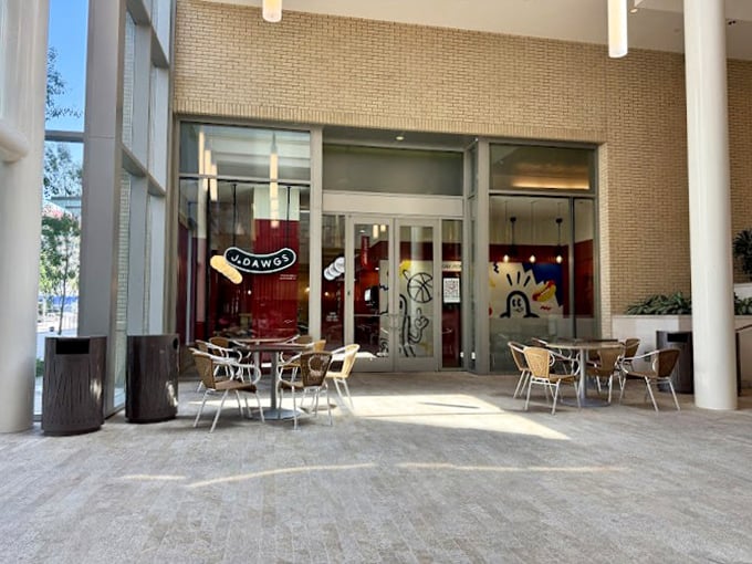 J.Dawgs downtown brings hot dog nirvana to the business district&mdash;because suits and ties deserve great dogs too.