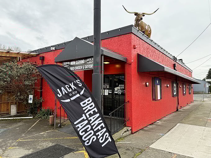 That longhorn on the roof isn't just decoration &ndash; it's a beacon calling all meat lovers to Jack's BBQ's fiery red sanctuary.