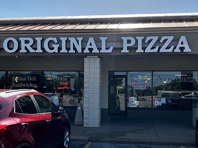 No frills, just thrills for your taste buds! This straightforward storefront promises exactly what you want&mdash;original, delicious pizza.