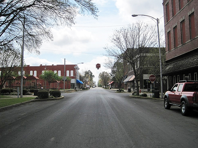 Marianna's brick storefronts remind you that good retirement living doesn't require spending a fortune on fancy city life.