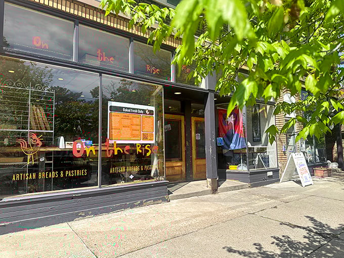 Bold colors and even bolder flavors await behind these windows. Where "artisan" isn't just a trendy label&mdash;it's a way of life.