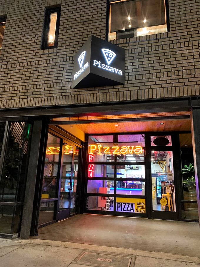When the sun sets, Pizzava's warm glow promises pizza worth venturing out for.