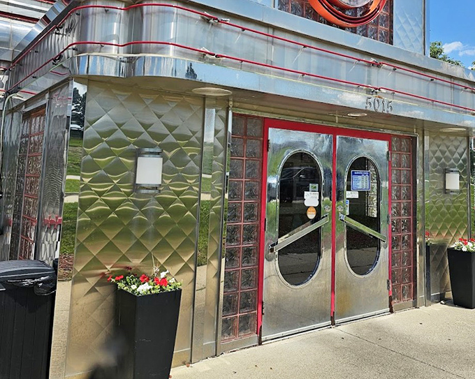 The Pleasant Hill Diner's gleaming stainless steel exterior &ndash; Airstream dreams meet breakfast reality.