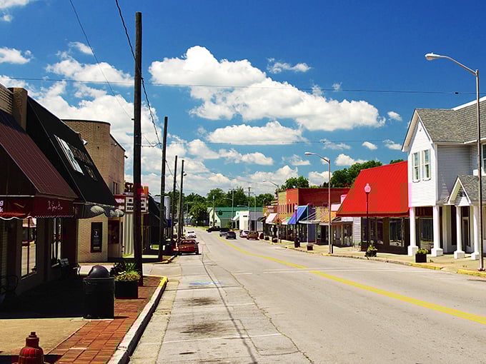 Russell Springs' charming storefronts invite you to explore without emptying your wallet. A place where "budget-friendly" isn't just a phrase&mdash;it's a way of life.