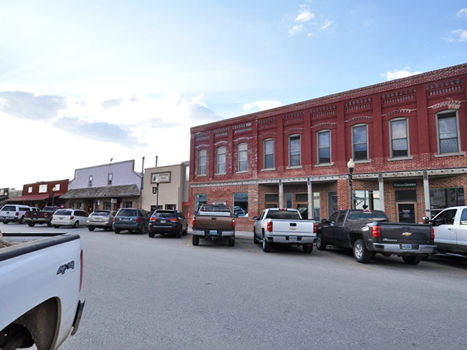 Saratoga's main street invites leisurely strolls between hot spring soaks and riverside relaxation sessions for everyone.