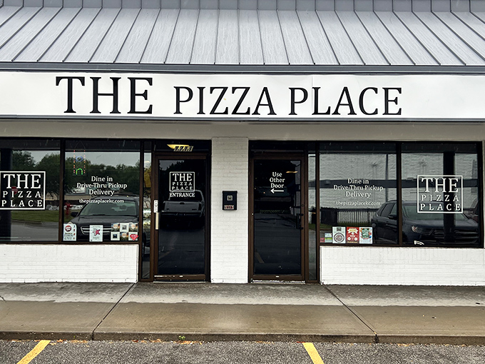 THE Pizza Place keeps it refreshingly simple. In a world of complicated restaurant names, they're focused on what matters&mdash;great pizza.