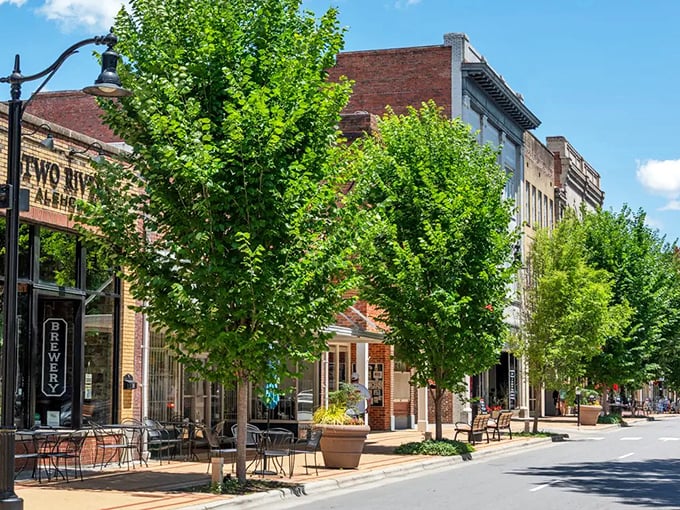 Washington&rsquo;s tree-lined downtown delivers coastal Carolina charm without coastal prices &mdash; from the Original Washington, no less.