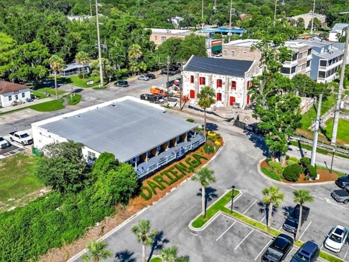 Darien's historic buildings and palm trees create a postcard setting for budget-friendly living. Paradise doesn't always require a premium.