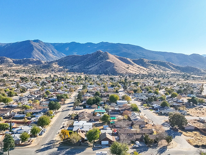 The golden hills surrounding Lake Isabella create a natural amphitheater for summer's best water performances.