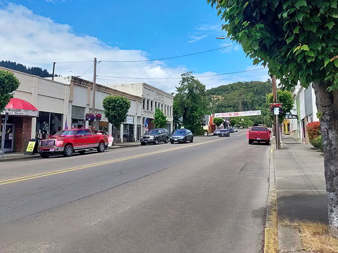 Myrtle Creek's sun-dappled main street offers the kind of peaceful simplicity that retirement dreams are made of&mdash;without the nightmare costs.