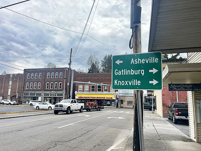 In Newport, you're never far from adventure with the Smokies, Gatlinburg, and Knoxville all within easy reach.