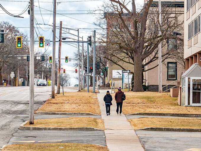 The road to affordable retirement runs straight through Ogsdenburg's downtown, where the traffic lights are plentiful but the living expenses aren't.