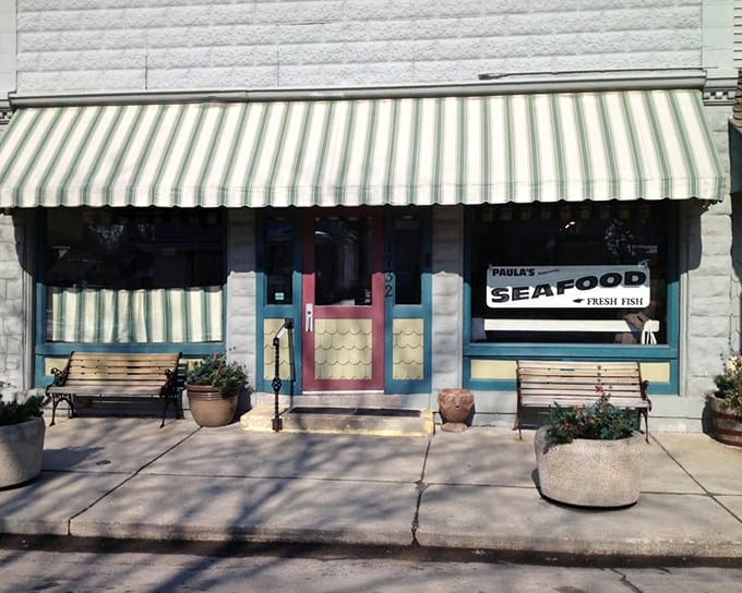 The quaint exterior of Paula's On Main feels like a seaside shop magically transported to the heart of Indiana.