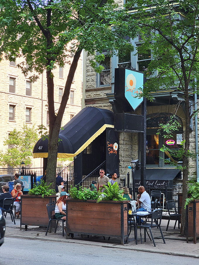 Nestled among Chicago's urban landscape, Sunny Side Up offers a leafy oasis for breakfast enthusiasts. The outdoor seating area invites lingering over that second cup of coffee.