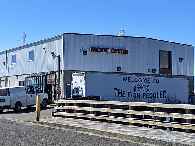 The Fish Peddler's industrial exterior hides a seafood lover's paradise. Where "fresh off the boat" isn't just a saying—it's a guarantee.