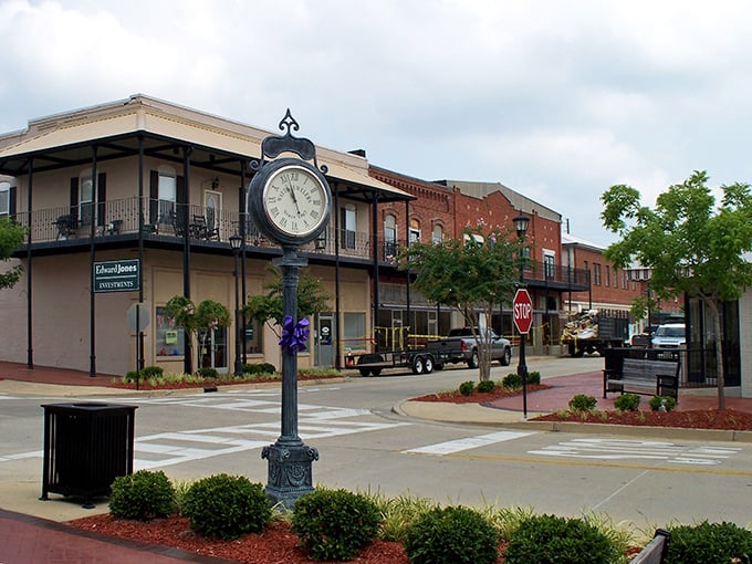 The stately town clock stands sentinel in Thomasville, where nobody's in a hurry and that's exactly the point.