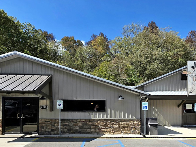 The modern exterior of Top Hat's newer location proves good BBQ can survive a facelift without losing its soul.