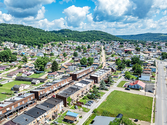 The rolling hills surrounding Toronto create a natural embrace around this affordable river town. Retirement with a view!
