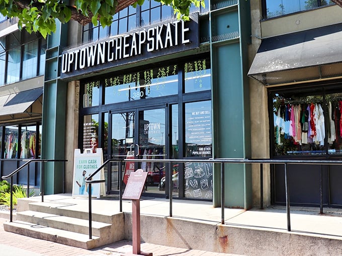Uptown Cheapskate Salt Lake City: Nestled among city buildings, this green-trimmed fashion oasis offers sidewalk appeal and serious savings inside.