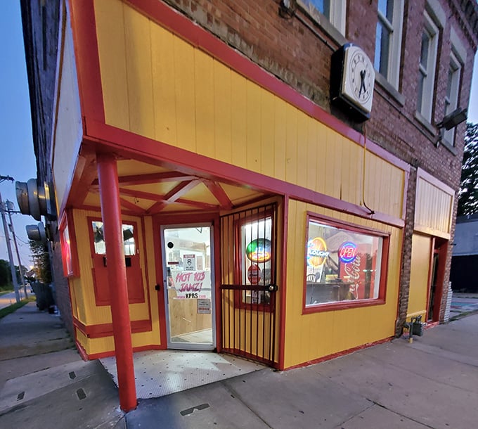 When a pizzeria paints itself sunshine yellow, you know they're confident about brightening days.