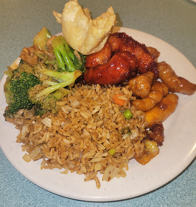 The buffet plate of champions. When you can't decide between broccoli beef, fried rice, and sweet glazed chicken, why choose?
