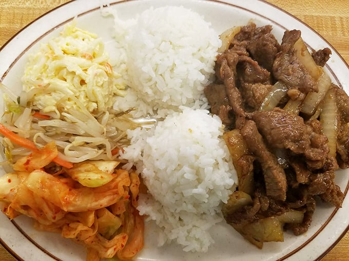Beef and rice&mdash;the Fred Astaire and Ginger Rogers of comfort food. They've been dancing together for generations for good reason.