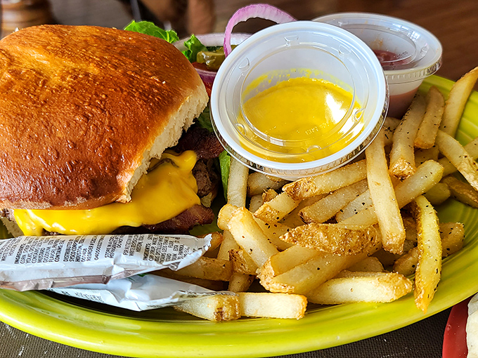 The burger and fries combo here isn't trying to reinvent the wheel&mdash;it's just making that wheel absolutely delicious.
