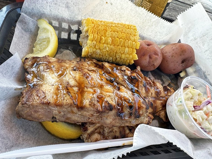 This isn't just grilled fish&mdash;it's a perfectly charred mahi-mahi with all the fixings that would make Neptune himself put in a takeout order