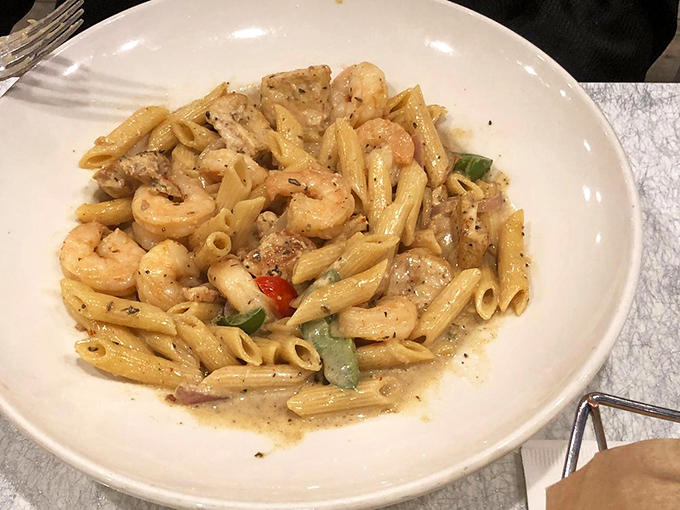 Pasta and shrimp in perfect harmony&mdash;like if Sinatra and Tony Bennett collaborated on a dish instead of a duet.