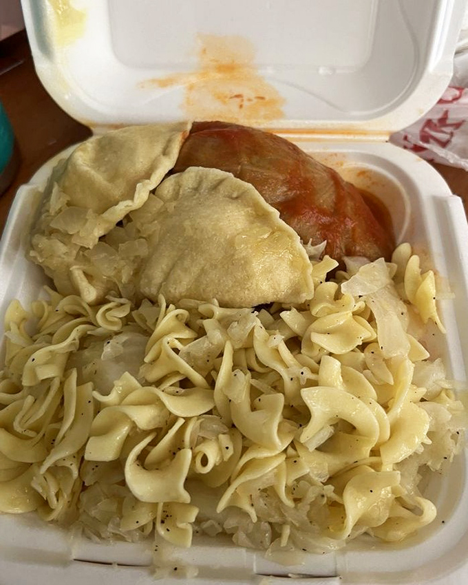 The sampler platter that solves all decision-making anxiety. Why choose one Polish delicacy when you can have them all?