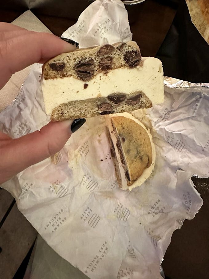 The humble cookie sandwich&mdash;proof that Tanner's doesn't just excel at beef. That ice cream-to-cookie ratio is what mathematicians call "the golden ratio."
