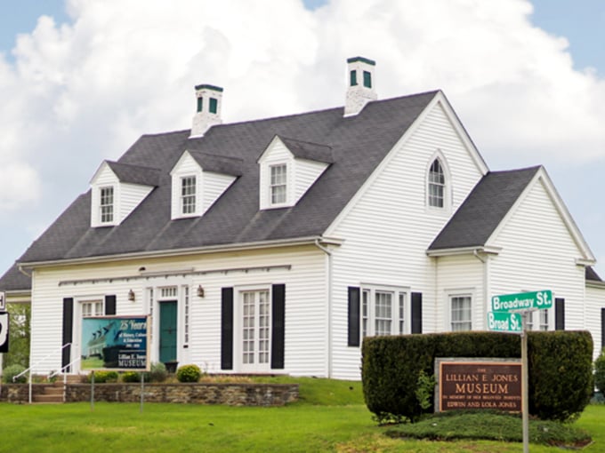 The Lillian Jones Museum stands as elegantly as a Southern belle at a garden party, inviting visitors to step back in time.