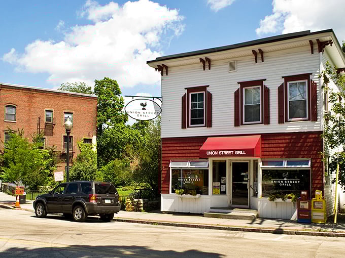 Union Street Grill's classic New England architecture and cheery red awning practically whisper, "Come in, the meatloaf tastes like childhood&mdash;but better."