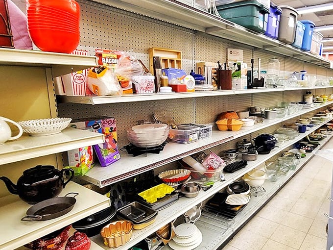 Dinnerware displays that would make your grandmother swoon&mdash;vintage patterns and sunny yellow pieces just waiting to host your next potluck.