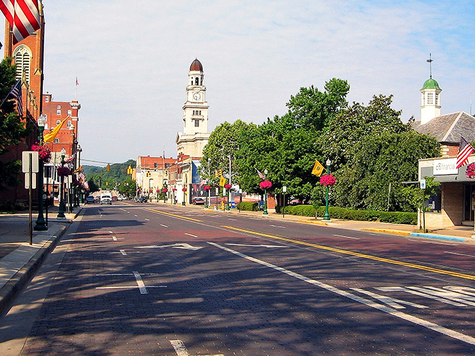 Main Street Marietta: where hanging flower baskets meet historic architecture in a scene Norman Rockwell would've painted while humming "America the Beautiful." 