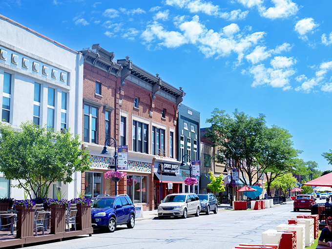 Sidewalk dining transforms ordinary meals into community theater, where every passerby adds to the ambiance of downtown's open-air living room.