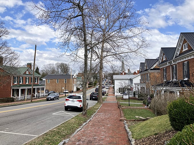 Brick sidewalks line Abingdon's historic district, where every building seems to have a story worth hearing. The perfect setting for an afternoon constitutional.