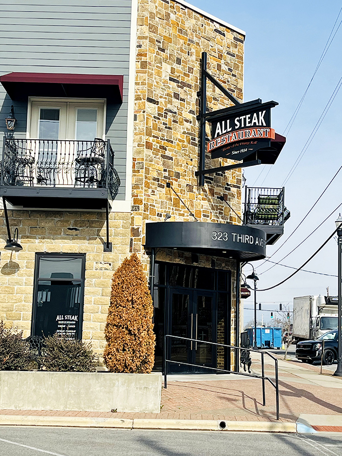 All Steak's distinctive stone building stands proud on Cullman's Third Avenue. Those orange rolls are calling your name!