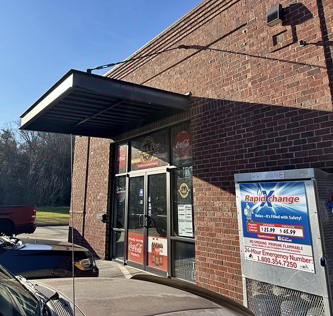 Blink and you'll miss this hidden gem! This unassuming brick building houses some of Hattiesburg's most satisfying comfort food.