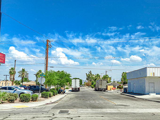 Blythe's wide streets and desert skies offer breathing room for your retirement plans and your retirement budget.