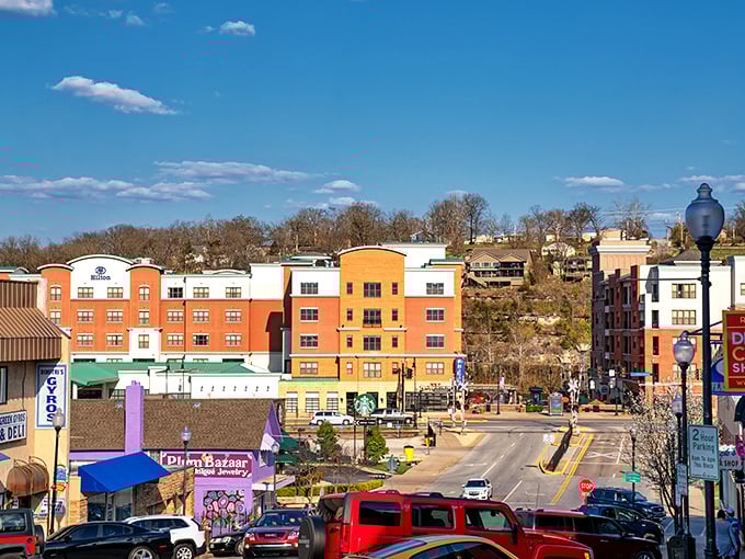 Branson's vibrant downtown invites exploration at every corner. Where entertainment and small-town hospitality create the perfect retirement cocktail.