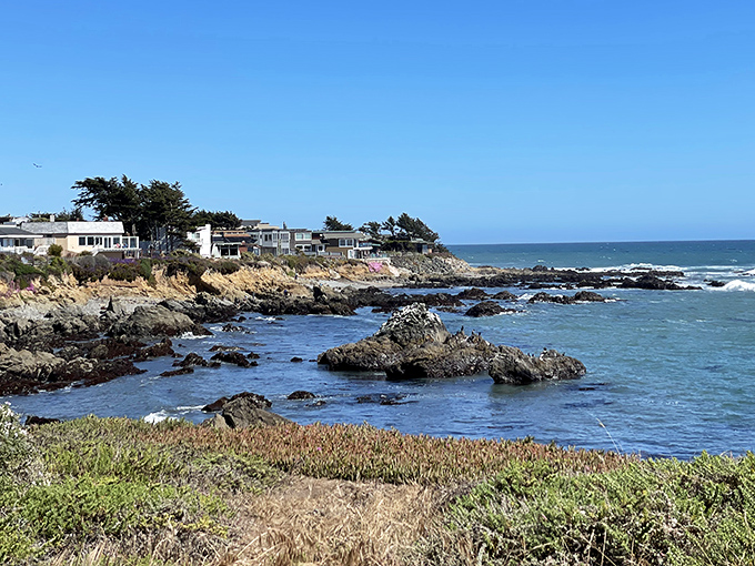 Seaside serenity meets rugged coastline beauty in this perfect halfway point between everywhere and peaceful nowhere.