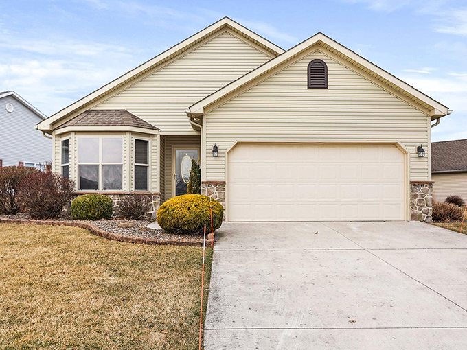 Country Manor's welcoming center invites you into a community that feels like home. Where "country living" doesn't mean fixing fences or feeding livestock!